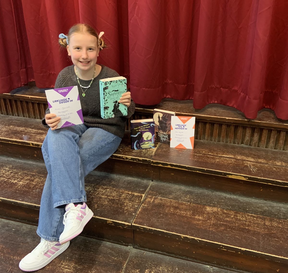 Rilana gewinnt den Kreisentscheid des Vorlesewettbewerbs der 6. Klassen! – Gymnasium Martino ...